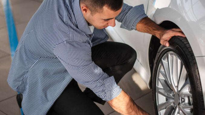 Mengenal Lebih Dalam Velg Mobil OEM – Otomax Store : Jual Velg Mobil ...