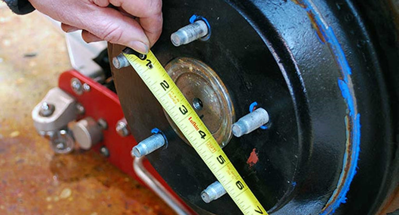 Menggali Lebih Dalam Tentang PCD Velg Mobil – Otomax Store : Jual Velg ...