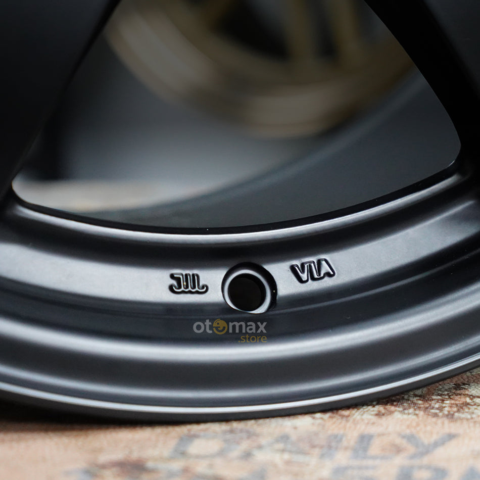 Velg Mobil ESR APX6 Original Ring 18 ET30 Satin Black – Otomax Store ...